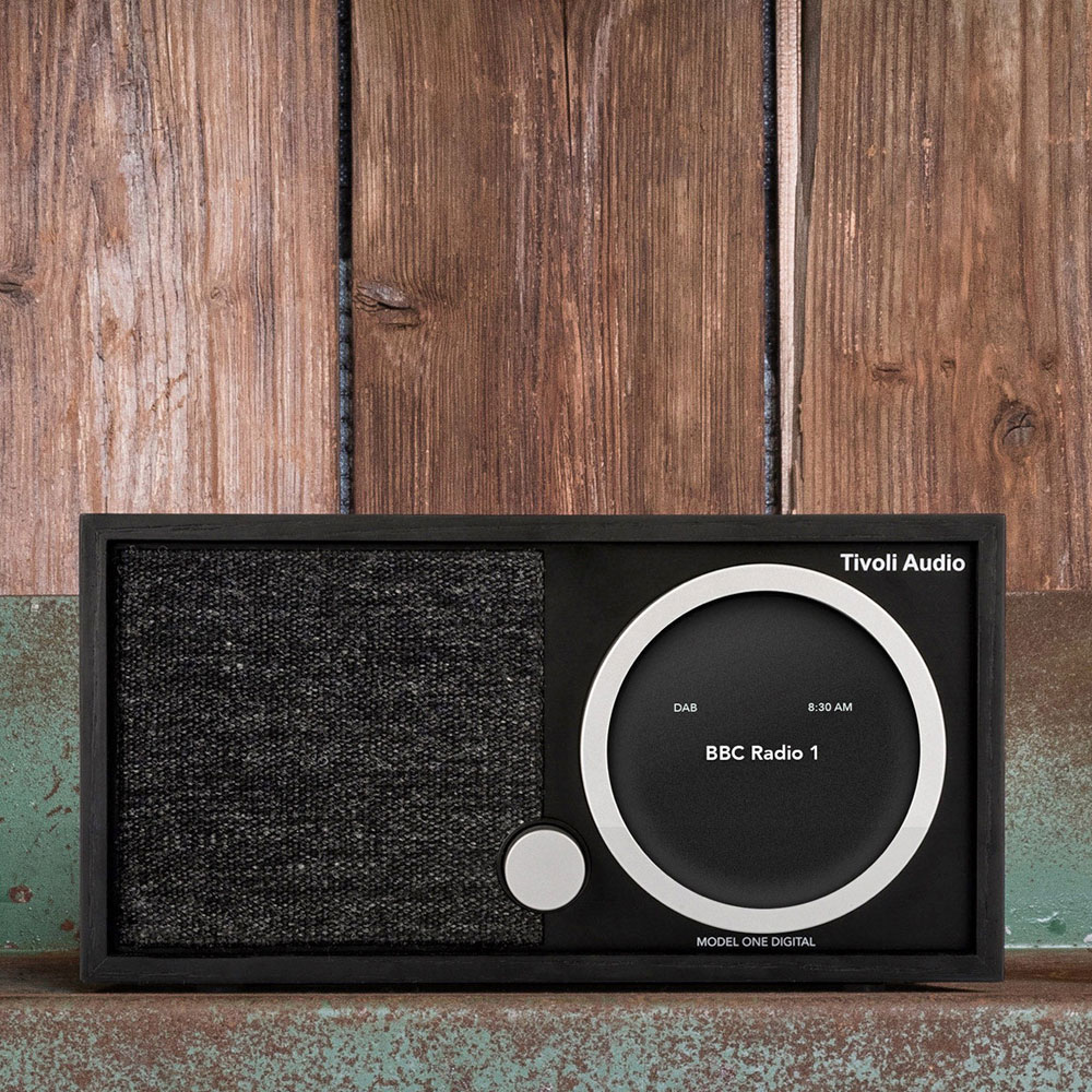 Model-One-Digital-Radio-DAB-Streaming-Spotify-5 | unhyped.